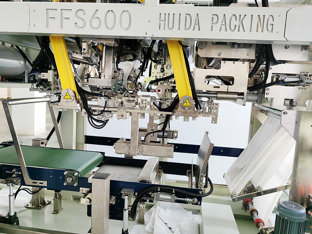 Form Fill and Seal Bagging Machine High-Speed Ffs Packaging Machine for ...