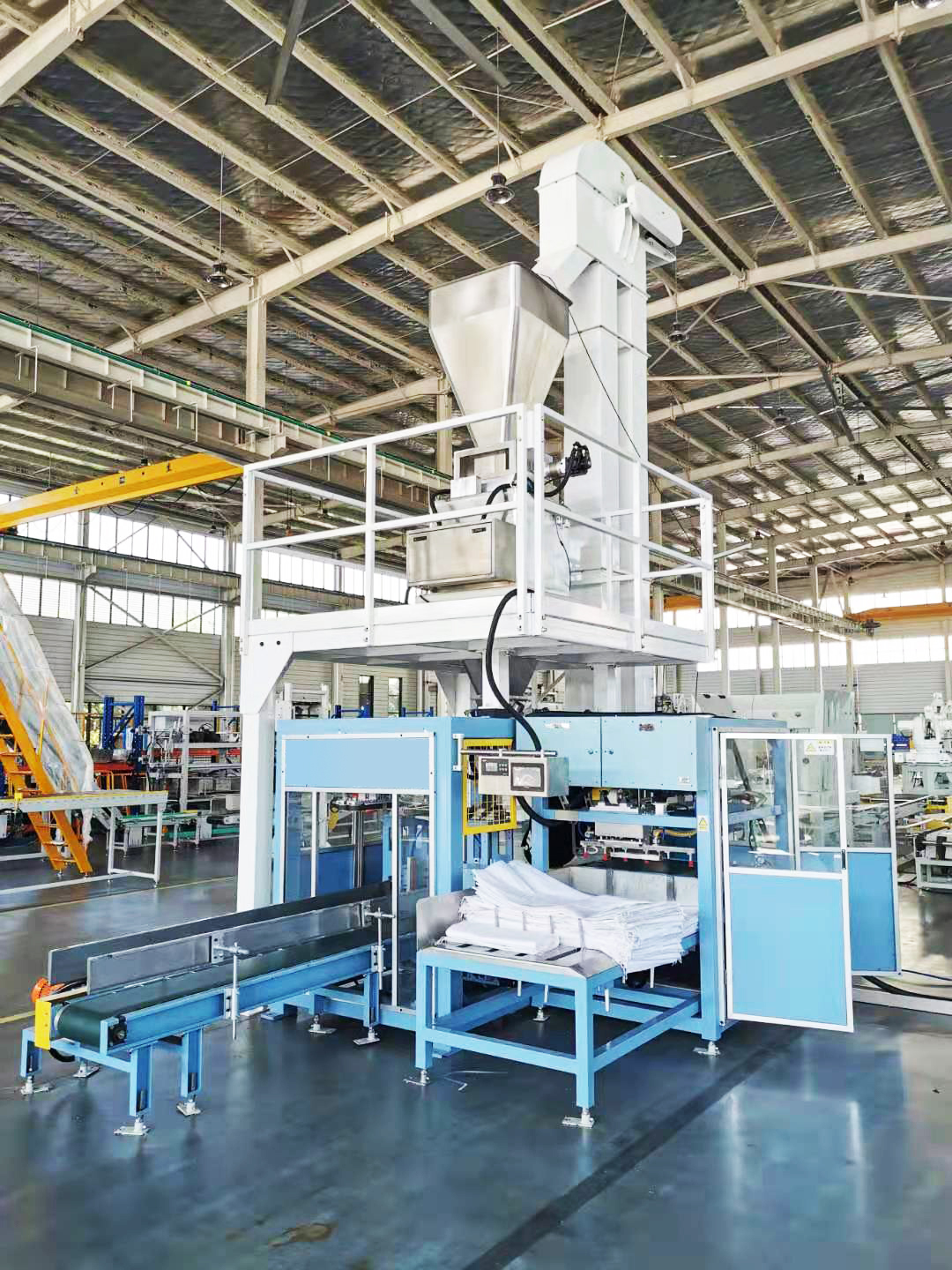 Automatic Bagging Machine for Open Mouth Woven Raffia Bags, Non ...